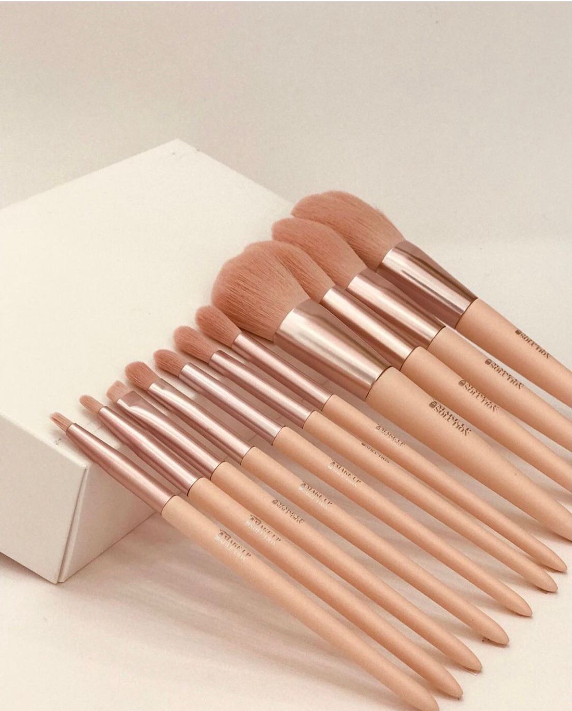 Brochas APG Makeup Solution – APGMakeupSolution